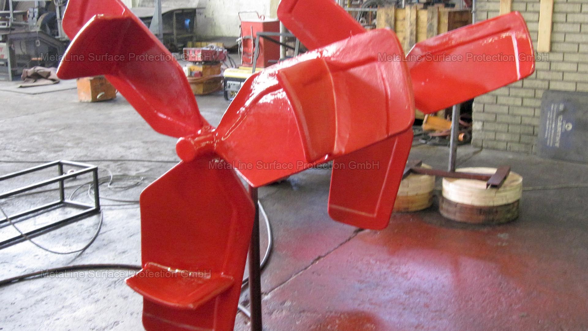 wear resistant linings for agitators and mixers